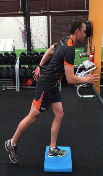 Sports Injury Bulletin - Diagnose & Treat - Jumpers knee: an in-season ...