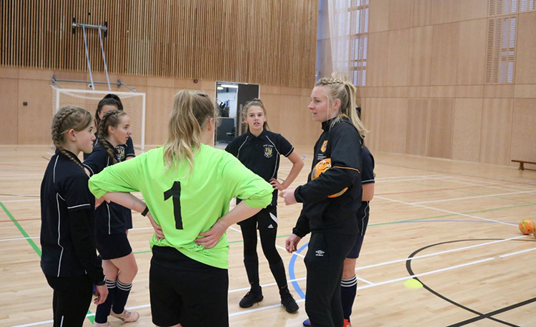 Women's Soccer Coaching - Coaching Advice - Why coaches should take a ...
