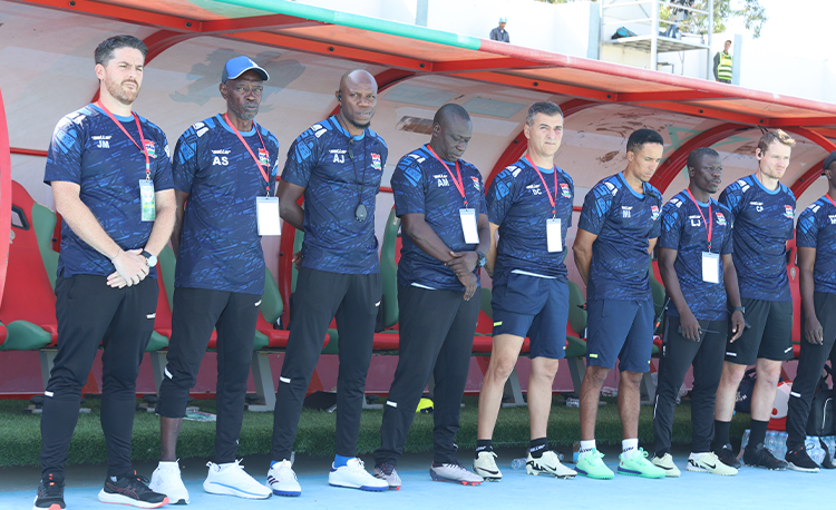 Elite Soccer - Player and Coach Development - Johnathan McKinstry: How we play