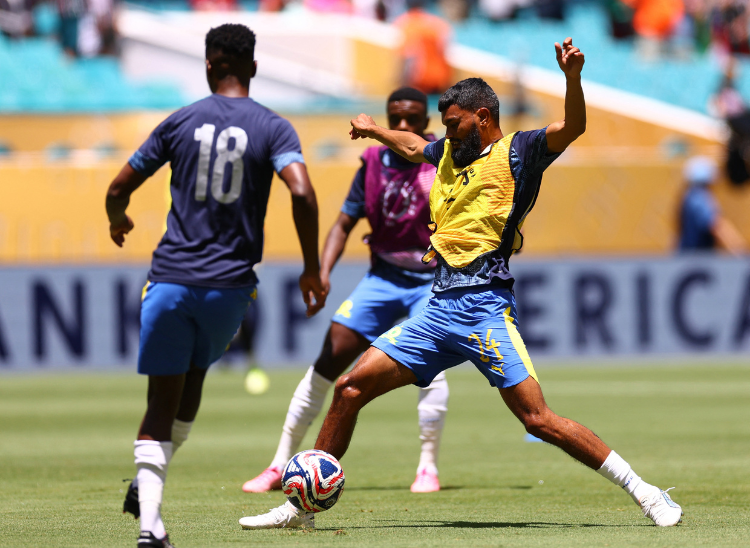 Fitness & Conditioning Drills for Football & Soccer - Elite Soccer